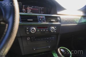 Black BMW 325 2008 in Riga, with an engine capacity of 3.00 L and mileage of 0 thousand km for 9290 €, photo 22 on AUTOMOTO.COM.LV