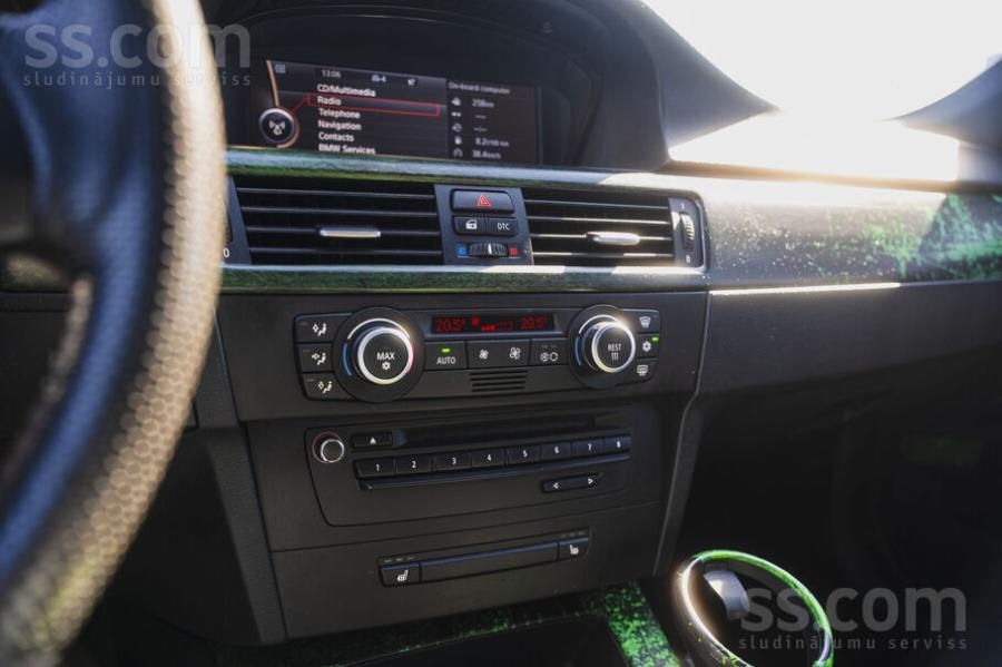 Black BMW 325 2008 in Riga, with an engine capacity of 3.00 L and mileage of 0 thousand km for 9290 €, photo 22 on AUTOMOTO.COM.LV