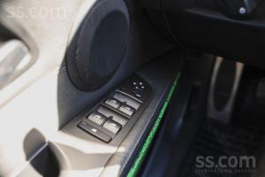 Black BMW 325 2008 in Riga, with an engine capacity of 3.00 L and mileage of 0 thousand km for 9290 €, photo 26 on AUTOMOTO.COM.LV