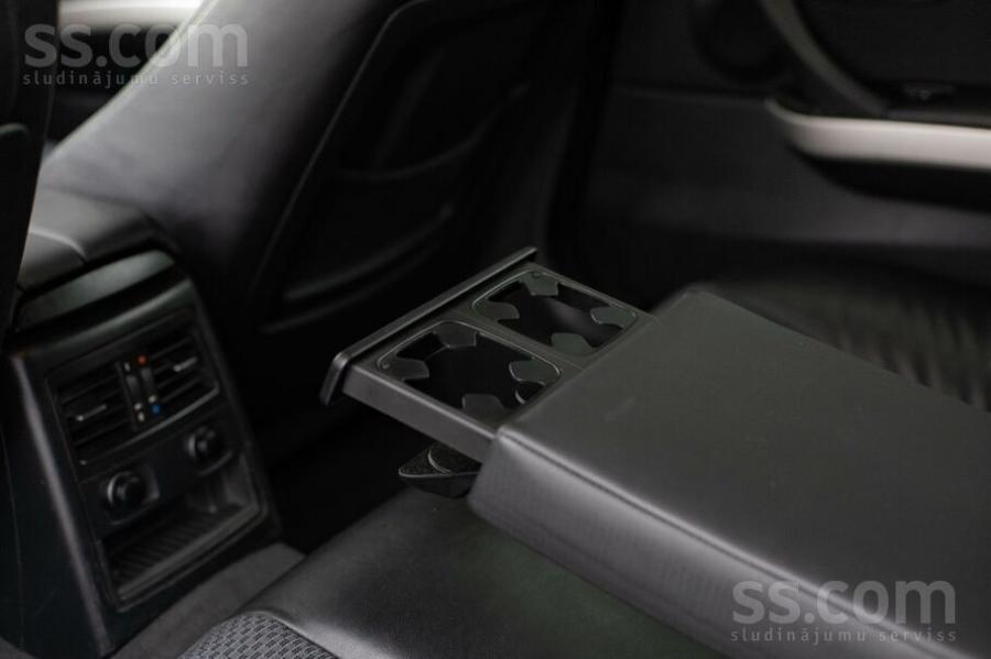 Melns BMW 325 2008 Rīga, ar dzinēja tilpumu 3.00 L un nobraukumu 321 tūkst. km par 6990 €, foto 12 vietnē AUTOMOTO.COM.LV