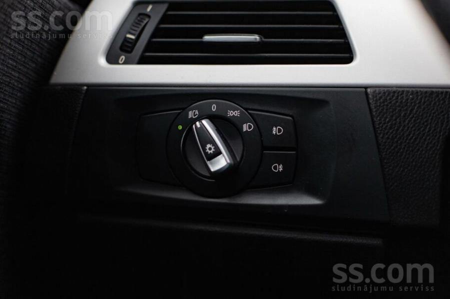 Melns BMW 325 2008 Rīga, ar dzinēja tilpumu 3.00 L un nobraukumu 321 tūkst. km par 6990 €, foto 17 vietnē AUTOMOTO.COM.LV