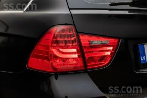Melns BMW 325 2008 Rīga, ar dzinēja tilpumu 3.00 L un nobraukumu 321 tūkst. km par 6990 €, foto 28 vietnē AUTOMOTO.COM.LV
