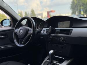 Melns BMW 325 2008 Kauņa, ar dzinēja tilpumu 2.99 L un nobraukumu 333 tūkst. km par 4000 €, foto 9 vietnē AUTOMOTO.COM.LV