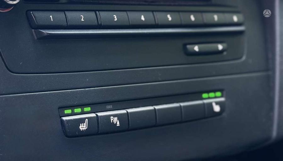 Melns BMW 325 2008 Kauņa, ar dzinēja tilpumu 2.99 L un nobraukumu 333 tūkst. km par 4000 €, foto 17 vietnē AUTOMOTO.COM.LV