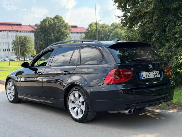Black BMW 325 2008 in Kaunas, with an engine capacity of 3.00 L and mileage of 333 thousand km for 4000 €, photo 4 on AUTOMOTO.COM.LV