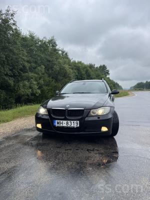 Black BMW 325 2008 in Aizkraukle, with an engine capacity of 3.00 L and mileage of 399 thousand km for 3200 €, photo  on AUTOMOTO.COM.LV