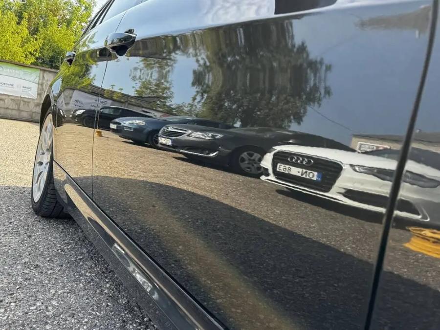 Black BMW 325 2008 in Daugavpils, with an engine capacity of 3.00 L and mileage of 423 thousand km for 4450 €, photo 10 on AUTOMOTO.COM.LV