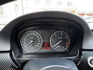 Black BMW 325 2008 in Daugavpils, with an engine capacity of 3.00 L and mileage of 423 thousand km for 4450 €, photo 15 on AUTOMOTO.COM.LV