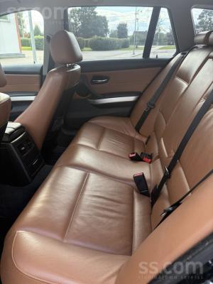 Black BMW 325 2008 in Riga, with an engine capacity of 3.00 L and mileage of 440 thousand km for 4450 €, photo 9 on AUTOMOTO.COM.LV