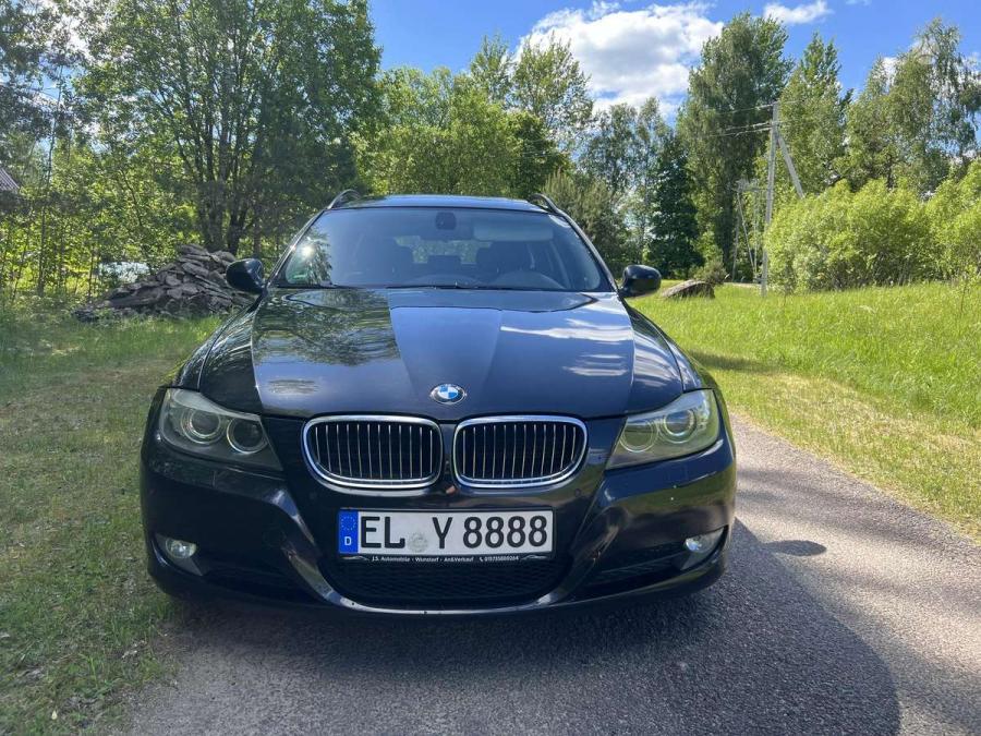 Melns BMW 325 2008 Utena, ar dzinēja tilpumu 2.99 L un nobraukumu 367 tūkst. km par 4999 €, foto 1 vietnē AUTOMOTO.COM.LV