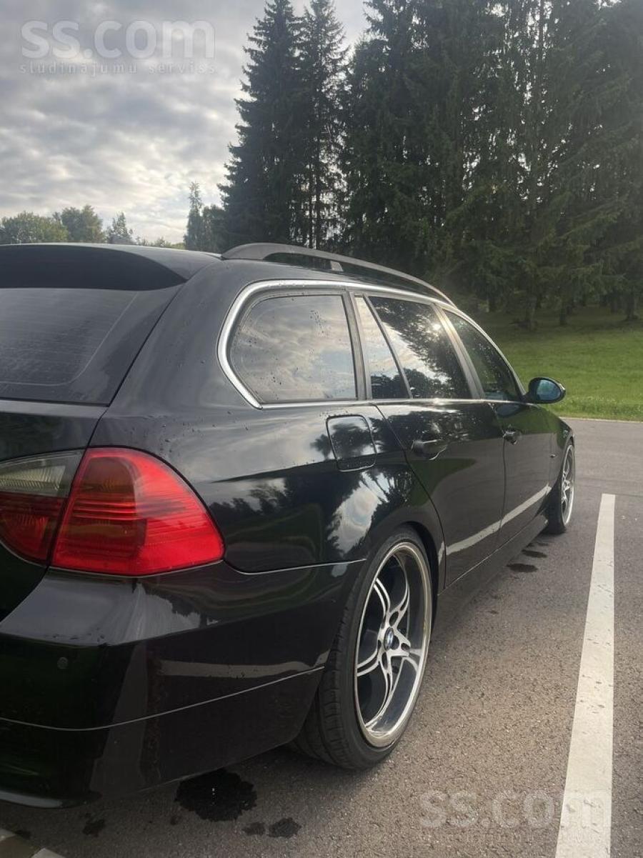 Melns BMW 325 2008 Alūksne, ar dzinēja tilpumu 3.00 L un nobraukumu 0 tūkst. km par 5500 €, foto 8 vietnē AUTOMOTO.COM.LV