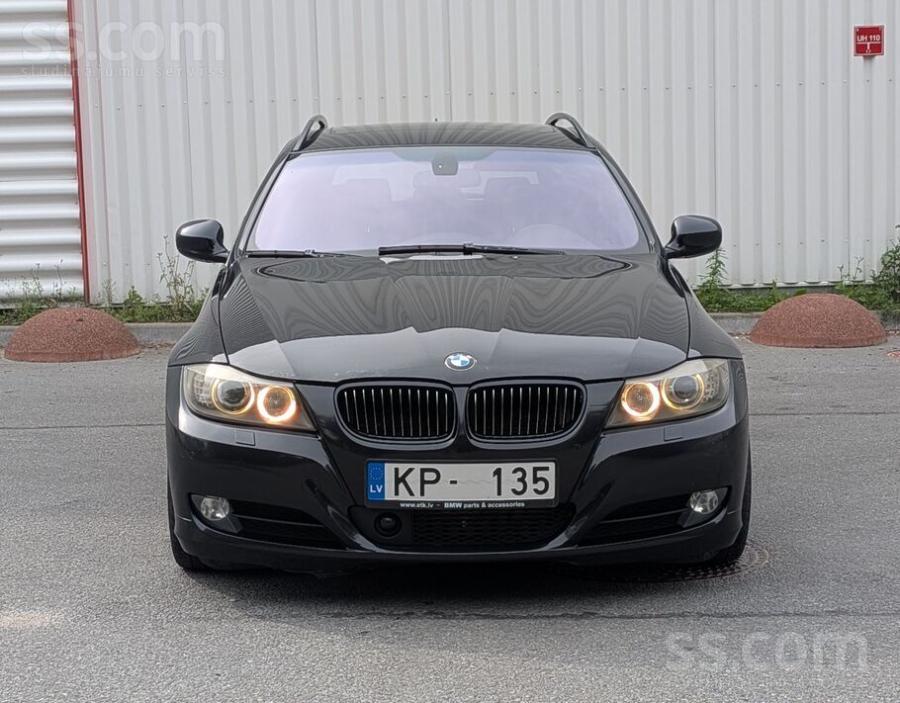 Черный БМВ 325 2008 в Рига, объемом двигателя 3.00 л и пробегом 295 тыс. км за 6900 €, фото 8 на AUTOMOTO.COM.LV