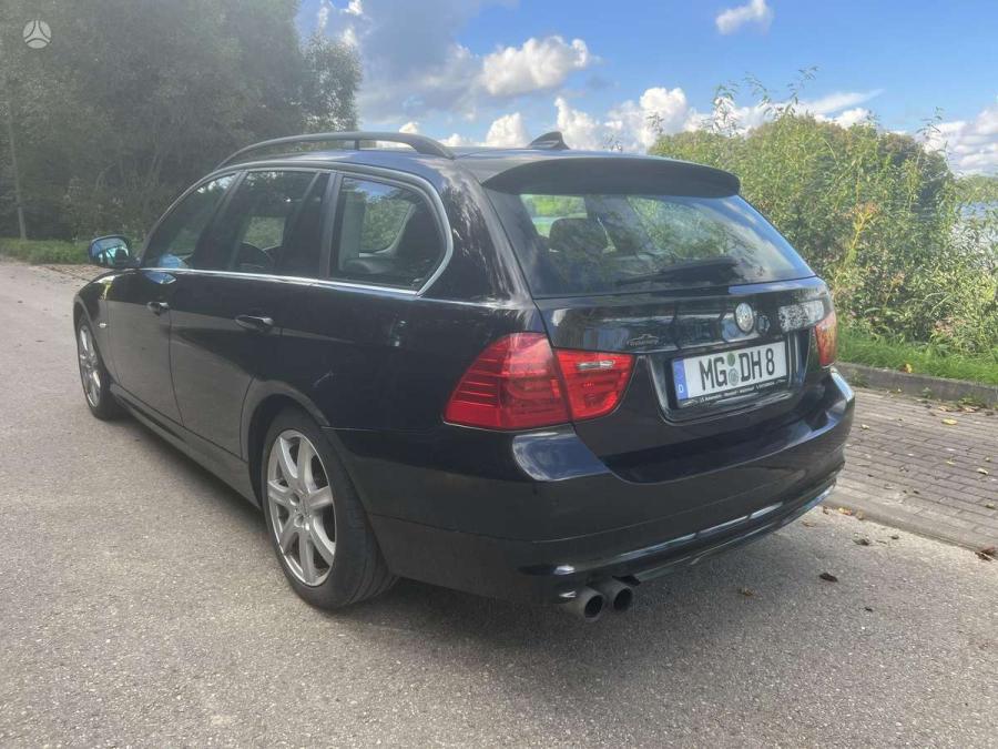 Melns BMW 325 2008 Utena, ar dzinēja tilpumu 2.99 L un nobraukumu 367 tūkst. km par 4699 €, foto 7 vietnē AUTOMOTO.COM.LV