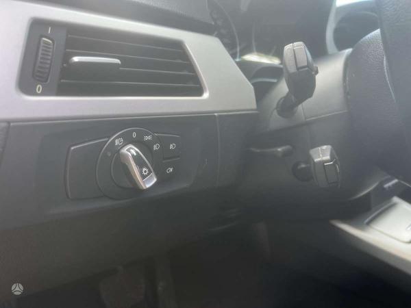 Melns BMW 325 2008 Utena, ar dzinēja tilpumu 2.99 L un nobraukumu 367 tūkst. km par 4699 €, foto 10 vietnē AUTOMOTO.COM.LV