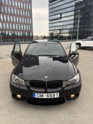 Melns BMW 325 2008 Rīga, ar dzinēja tilpumu 3.00 L un nobraukumu 323 tūkst. km par 6499 €, foto  vietnē AUTOMOTO.COM.LV