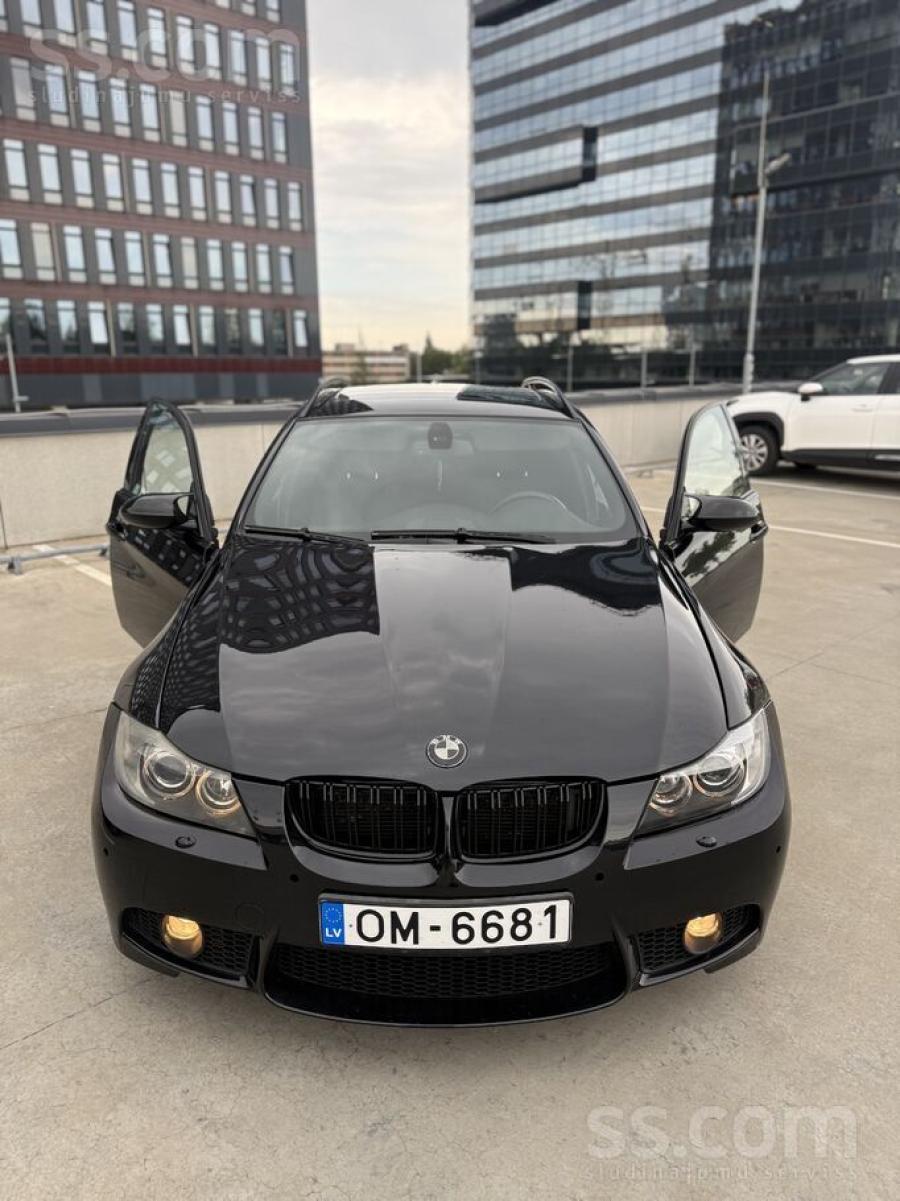 Melns BMW 325 2008 Rīga, ar dzinēja tilpumu 3.00 L un nobraukumu 323 tūkst. km par 6499 €, foto 1 vietnē AUTOMOTO.COM.LV