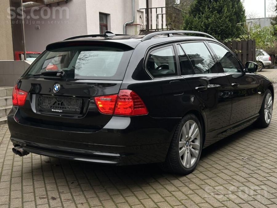 Black BMW 325 2009 in Riga, with an engine capacity of 3.00 L and mileage of 0 thousand km for 7100 €, photo 4 on AUTOMOTO.COM.LV