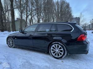 Melns BMW 325 2009 Kauņa, ar dzinēja tilpumu 3.00 L un nobraukumu 379 tūkst. km par 4500 €, foto 3 vietnē AUTOMOTO.COM.LV