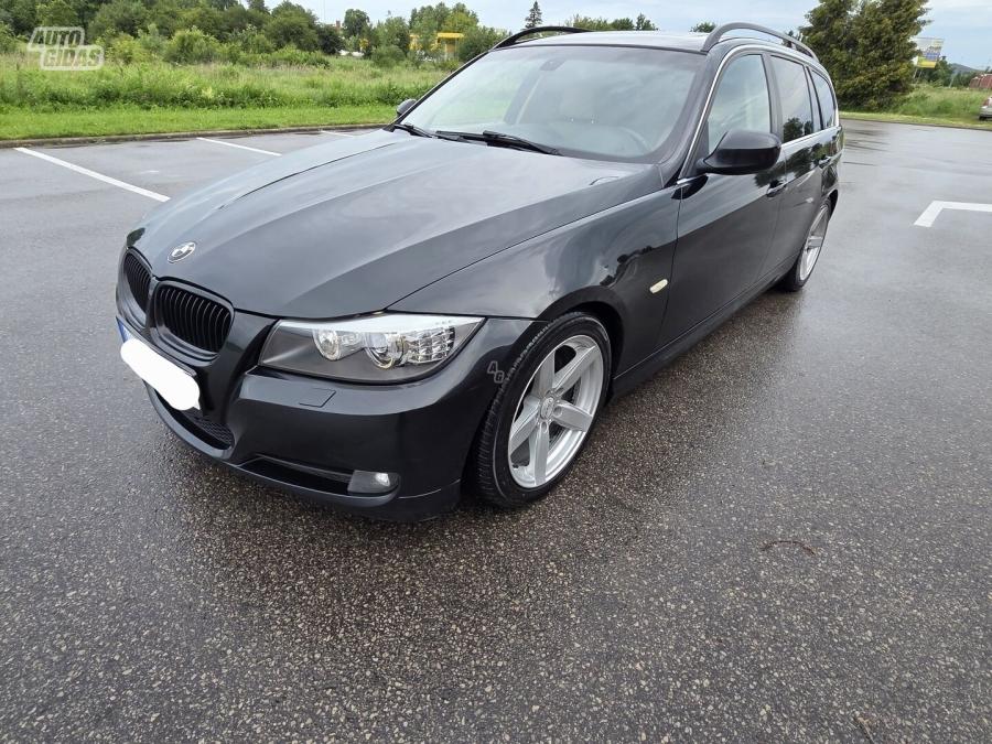 Black BMW 325 2009 in Pakruojis, with an engine capacity of 3.00 L and mileage of 346 thousand km for 5400 €, photo 2 on AUTOMOTO.COM.LV