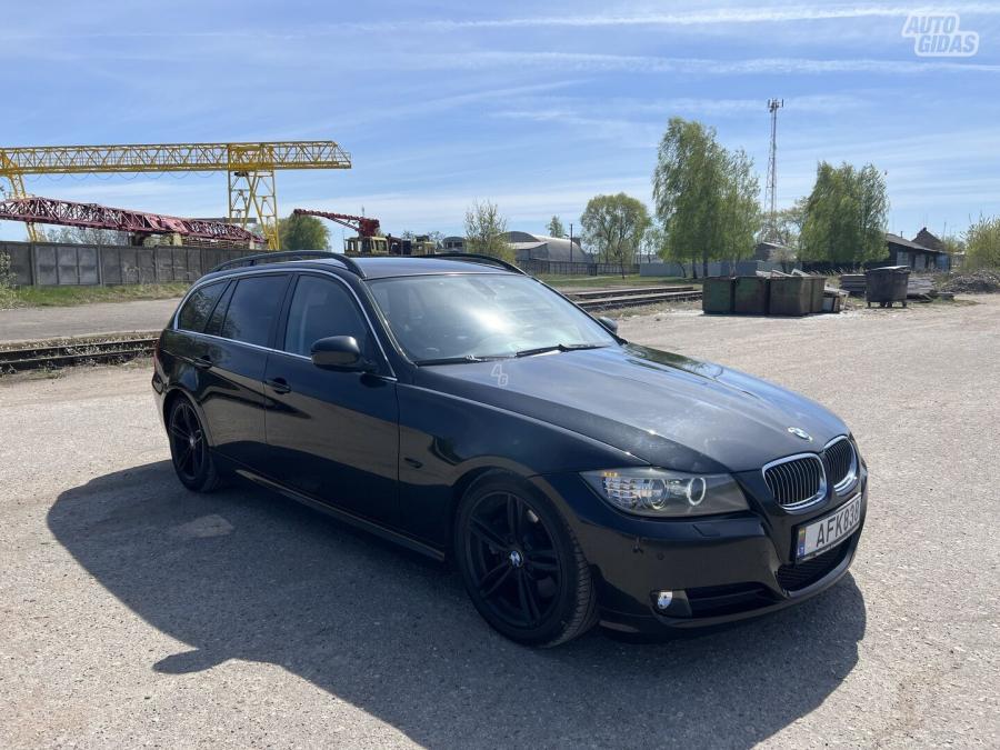 Melns BMW 325 2009 Kauņa, ar dzinēja tilpumu 3.00 L un nobraukumu 360 tūkst. km par 6500 €, foto 4 vietnē AUTOMOTO.COM.LV