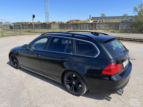 Black BMW 325 2009 in Kaunas, with an engine capacity of 3.00 L and mileage of 360 thousand km for 6500 €, photo 5 on AUTOMOTO.COM.LV