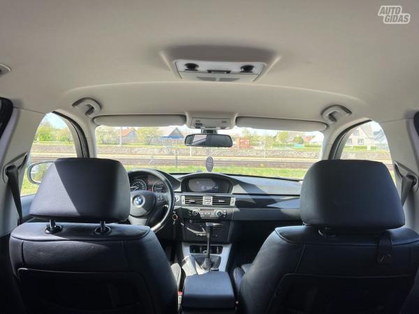 Black BMW 325 2009 in Kaunas, with an engine capacity of 3.00 L and mileage of 360 thousand km for 6500 €, photo 6 on AUTOMOTO.COM.LV