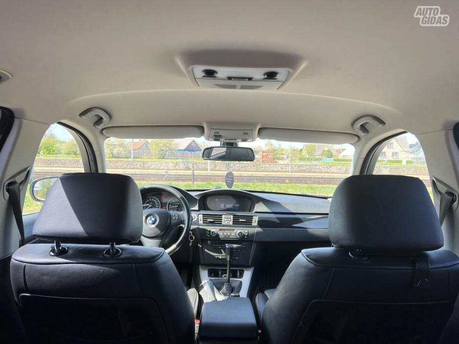 Melns BMW 325 2009 Kauņa, ar dzinēja tilpumu 3.00 L un nobraukumu 360 tūkst. km par 6500 €, foto 7 vietnē AUTOMOTO.COM.LV