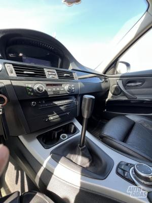 Melns BMW 325 2009 Kauņa, ar dzinēja tilpumu 3.00 L un nobraukumu 360 tūkst. km par 6500 €, foto 13 vietnē AUTOMOTO.COM.LV