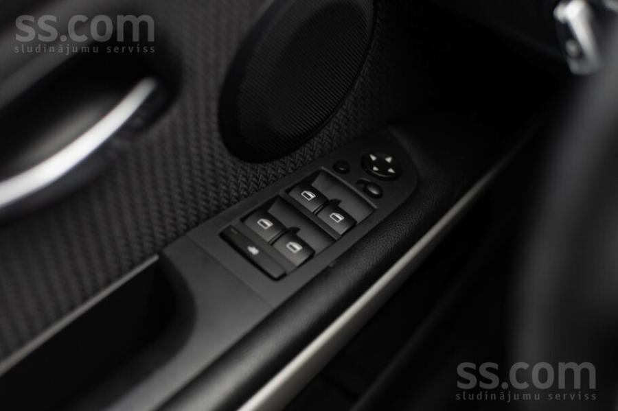 Melns BMW 325 2009 Rīga, ar dzinēja tilpumu 3.00 L un nobraukumu 368 tūkst. km par 6990 €, foto 14 vietnē AUTOMOTO.COM.LV