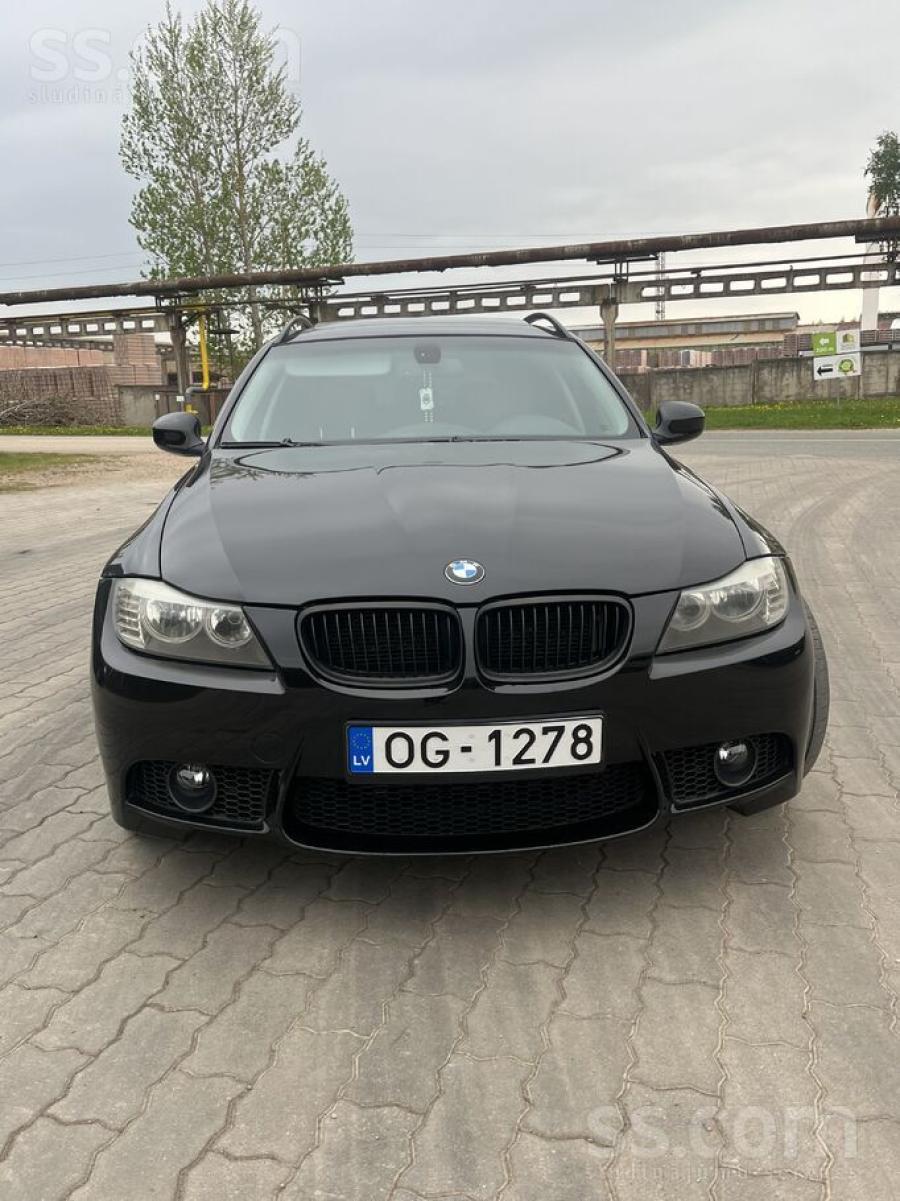 Black BMW 325 2009 in Jelgava, with an engine capacity of 3.00 L and mileage of 361 thousand km for 5300 €, photo 3 on AUTOMOTO.COM.LV