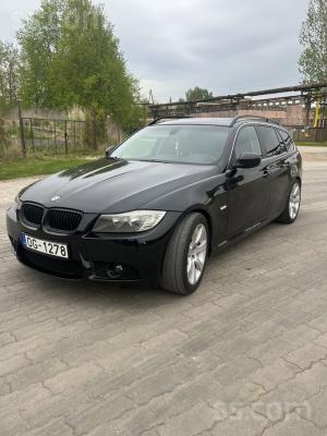 Black BMW 325 2009 in Jelgava, with an engine capacity of 3.00 L and mileage of 361 thousand km for 5300 €, photo 4 on AUTOMOTO.COM.LV