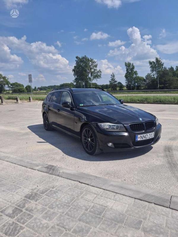 Melns BMW 325 2009 Šauļi, ar dzinēja tilpumu 2.99 L un nobraukumu 394 tūkst. km par 5000 €, foto 7 vietnē AUTOMOTO.COM.LV