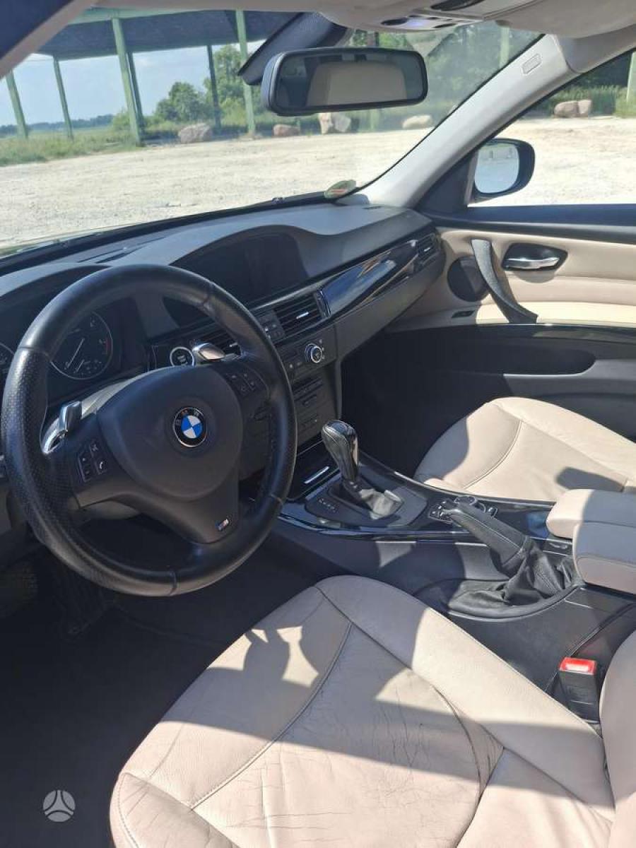 Melns BMW 325 2009 Šauļi, ar dzinēja tilpumu 2.99 L un nobraukumu 394 tūkst. km par 5000 €, foto 12 vietnē AUTOMOTO.COM.LV