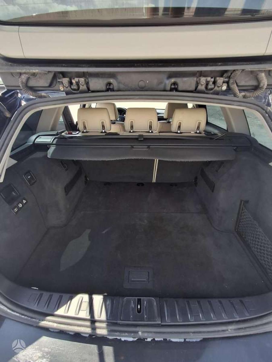 Melns BMW 325 2009 Šauļi, ar dzinēja tilpumu 2.99 L un nobraukumu 394 tūkst. km par 5000 €, foto 15 vietnē AUTOMOTO.COM.LV