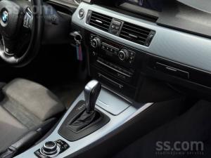 Melns BMW 325 2009 Rīga, ar dzinēja tilpumu 3.00 L un nobraukumu 394 tūkst. km par 5590 €, foto 12 vietnē AUTOMOTO.COM.LV