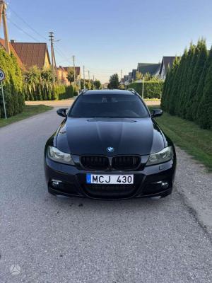 Melns BMW 325 2009 Kauņa, ar dzinēja tilpumu 2.99 L un nobraukumu 0 tūkst. km par 7500 €, foto  vietnē AUTOMOTO.COM.LV