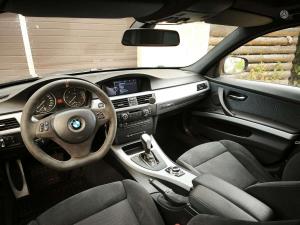Melns BMW 325 2009 Kauņa, ar dzinēja tilpumu 2.99 L un nobraukumu 0 tūkst. km par 7500 €, foto 8 vietnē AUTOMOTO.COM.LV