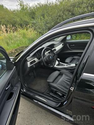 Melns BMW 325 2009 Jelgava, ar dzinēja tilpumu 3.00 L un nobraukumu 320 tūkst. km par 5500 €, foto 10 vietnē AUTOMOTO.COM.LV