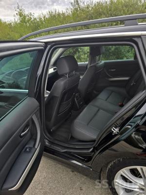 Melns BMW 325 2009 Jelgava, ar dzinēja tilpumu 3.00 L un nobraukumu 320 tūkst. km par 5500 €, foto 12 vietnē AUTOMOTO.COM.LV