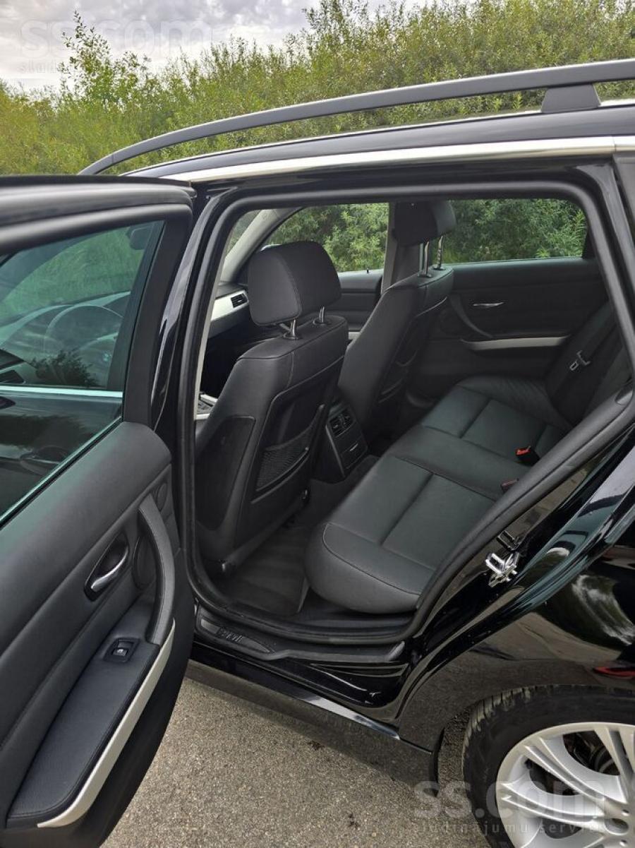 Melns BMW 325 2009 Jelgava, ar dzinēja tilpumu 3.00 L un nobraukumu 320 tūkst. km par 5500 €, foto 12 vietnē AUTOMOTO.COM.LV