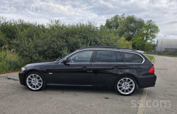 Melns BMW 325 2009 Jelgava, ar dzinēja tilpumu 3.00 L un nobraukumu 320 tūkst. km par 5500 €, foto 7 vietnē AUTOMOTO.COM.LV