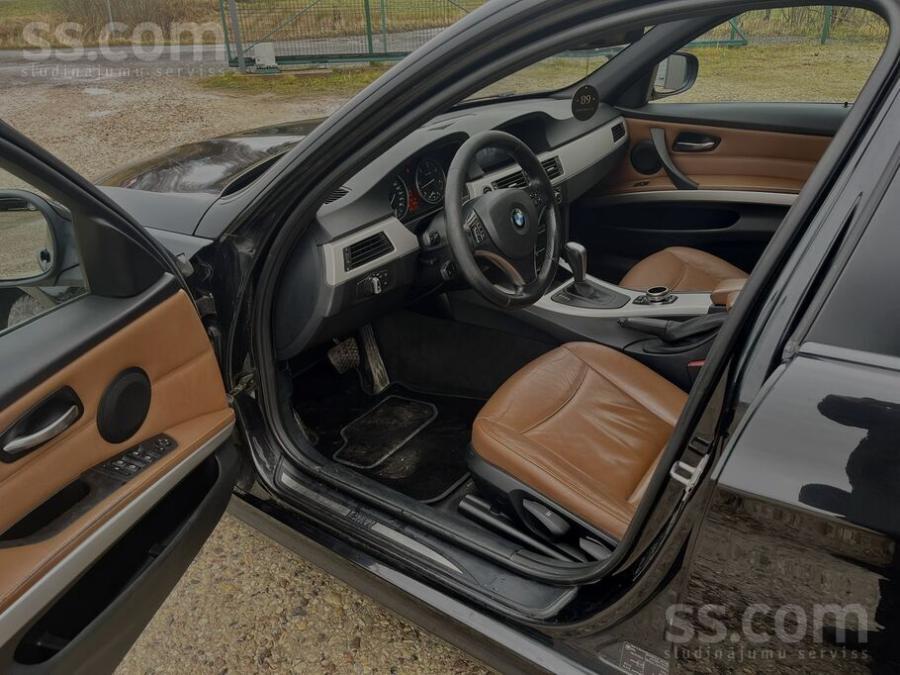 Melns BMW 325 2010 Cēsis, ar dzinēja tilpumu 3.00 L un nobraukumu 430 tūkst. km par 6000 €, foto 7 vietnē AUTOMOTO.COM.LV