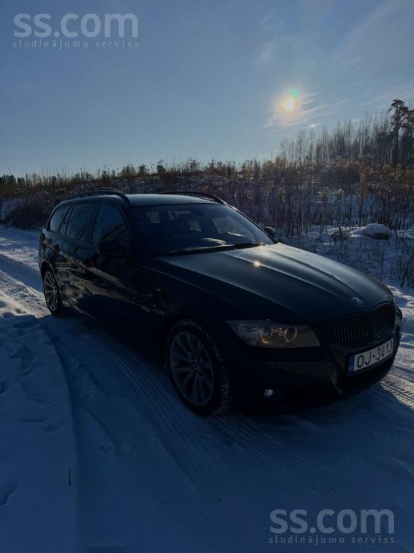 Melns BMW 325 2010 Cēsis, ar dzinēja tilpumu 3.00 L un nobraukumu 430 tūkst. km par 5150 €, foto 2 vietnē AUTOMOTO.COM.LV