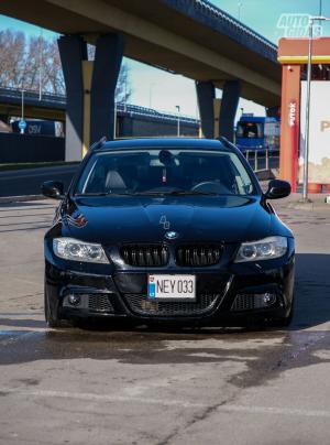 Black BMW 325 2010 in Klaipeda, with an engine capacity of 3.00 L and mileage of 282 thousand km for 5600 €, photo  on AUTOMOTO.COM.LV