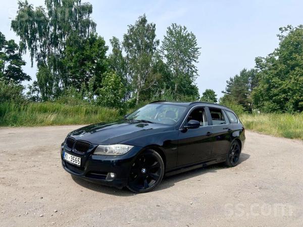 Черный БМВ 325 2010 в Рига, объемом двигателя 3.00 л и пробегом 389 тыс. км за 4300 €, фото 1 на AUTOMOTO.COM.LV