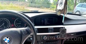 Black BMW 325 2010 in Riga, with an engine capacity of 3.00 L and mileage of 389 thousand km for 4300 €, photo 7 on AUTOMOTO.COM.LV