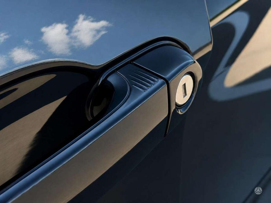 Melns BMW 325 2010 Šauļi, ar dzinēja tilpumu 2.99 L un nobraukumu 321 tūkst. km par 5850 €, foto 7 vietnē AUTOMOTO.COM.LV