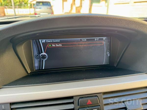 Melns BMW 325 2010 Rīga, ar dzinēja tilpumu 3.00 L un nobraukumu 392 tūkst. km par 5999 €, foto 6 vietnē AUTOMOTO.COM.LV