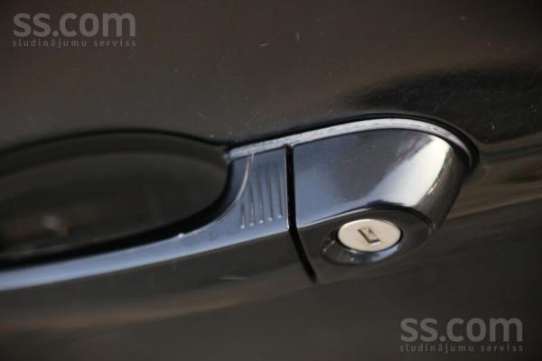 Melns BMW 325 2010 Rīga, ar dzinēja tilpumu 3.00 L un nobraukumu 393 tūkst. km par 5495 €, foto 9 vietnē AUTOMOTO.COM.LV