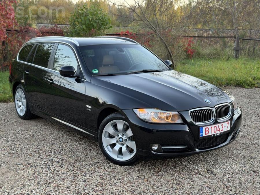 Melns BMW 325 2010 Tukums, ar dzinēja tilpumu 3.00 L un nobraukumu 198 tūkst. km par 5990 €, foto 3 vietnē AUTOMOTO.COM.LV